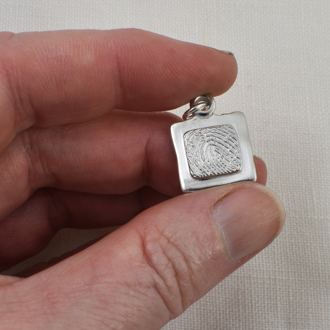 A Timeless Impression - Fingerprint Jewelry and Memorial Keepsakes